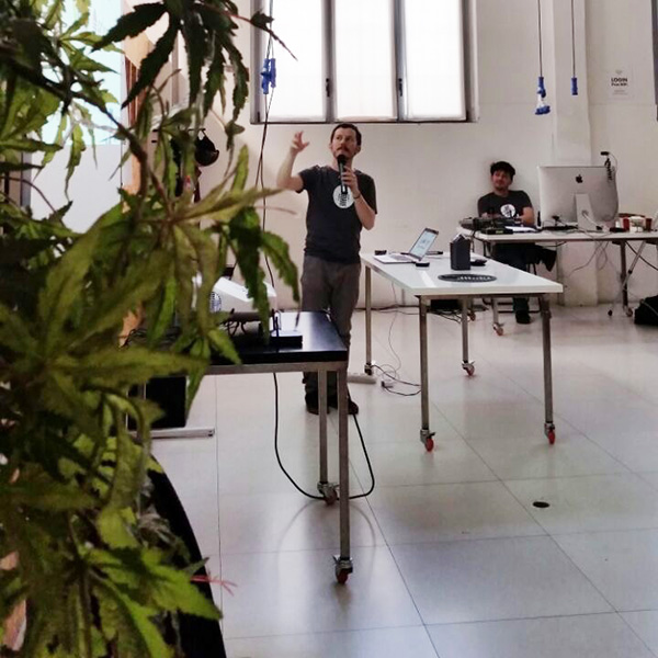 ArduinoD17 cos'è successo - Mauro Alfieri Wearable Domotica Robotica ...